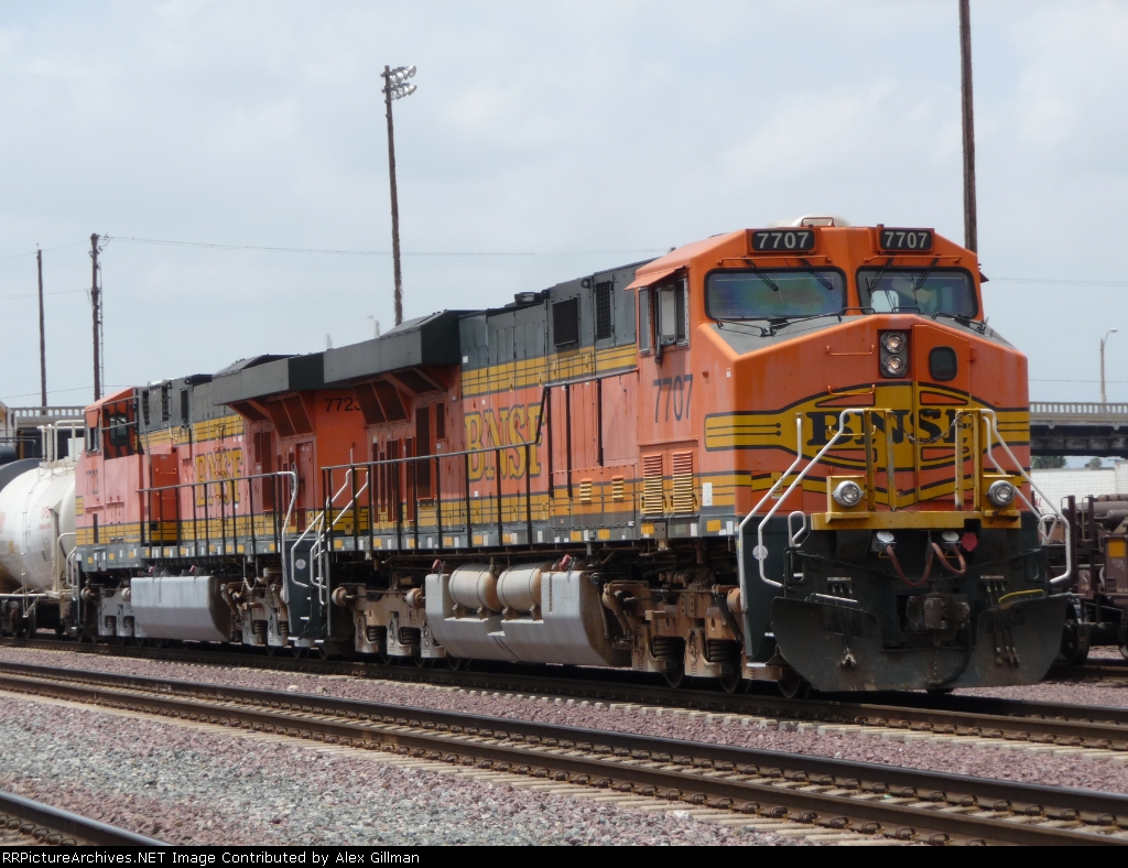 BNSF 7707 Westbound